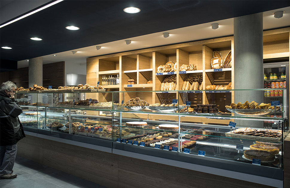 Boulangerie Saint-Just - Comptoirs et Agencements Large Boulangerie Saint-Just - Comptoirs et Agencements Large